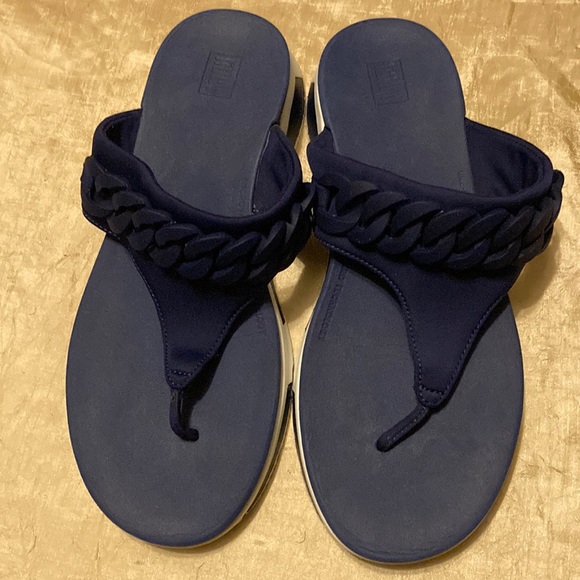 Fitflop | Shoes | Fitflop Heda Chain Thong Flit Flop Sandals | Poshmark